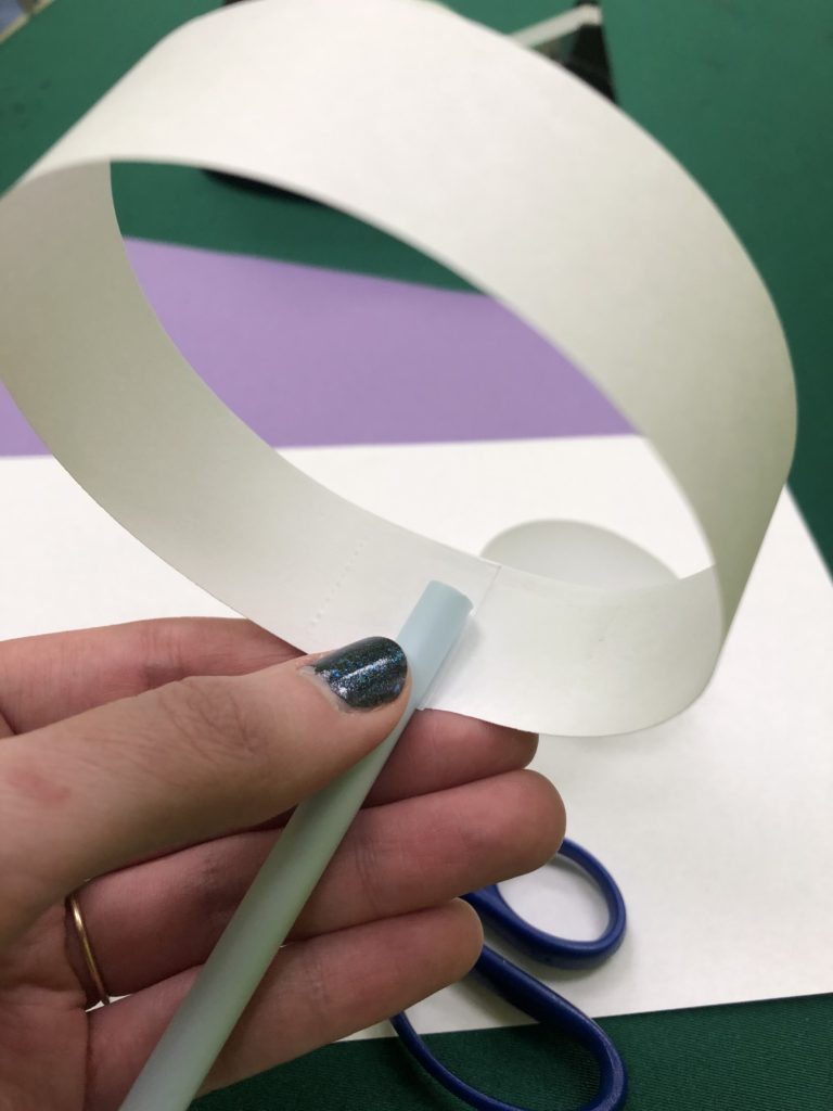 Paper Loop Glider Experiment | Noggin Builders